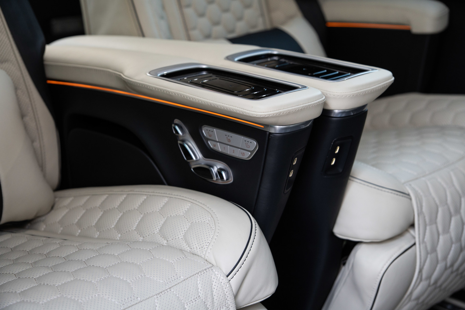 KLASSEN Based on Volkswagen T7 Multivan Business VIP VAN VT7MH T7 ...