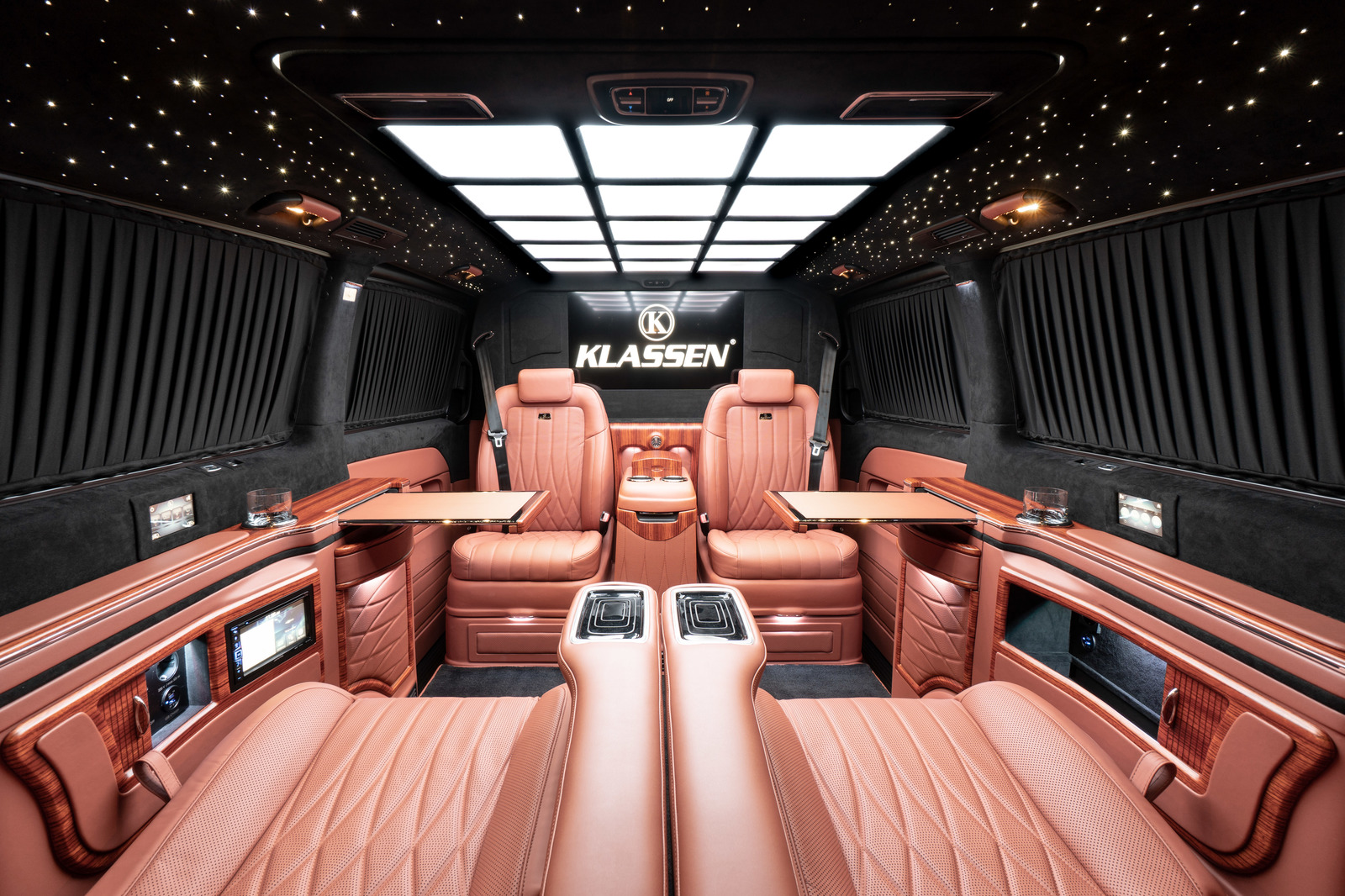 KLASSEN VIP Volkswagen T7 Multivan. Luxury Volkswagen T7 Multivan vip ...